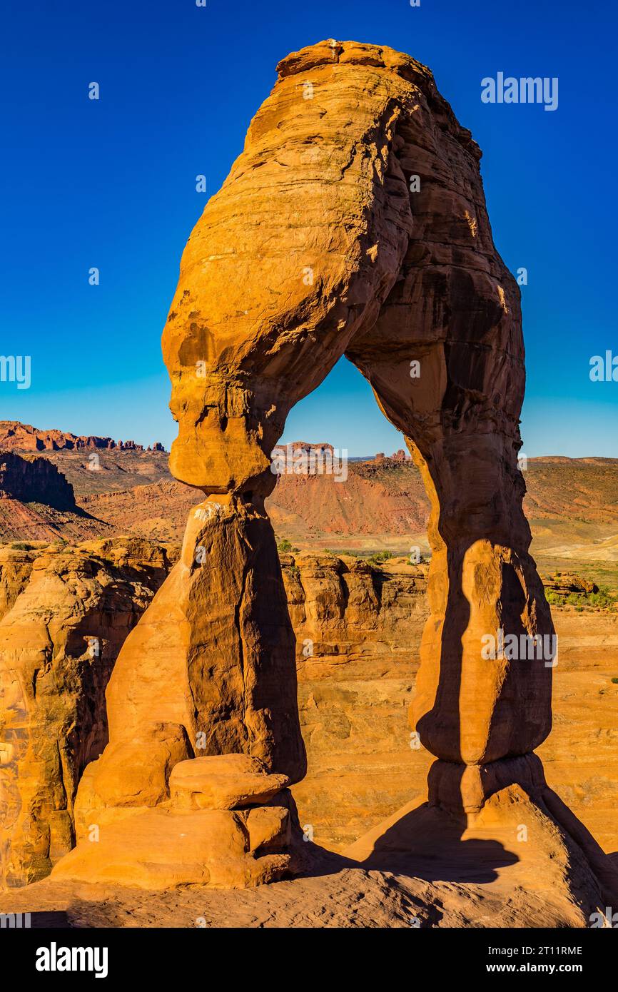 The famous Arch at Arches National Park, Utah Stock Photo - Alamy