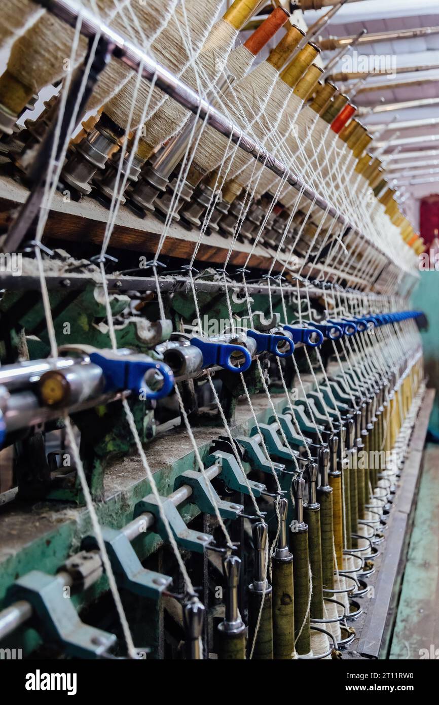 Sewing machine rod hi-res stock photography and images - Alamy
