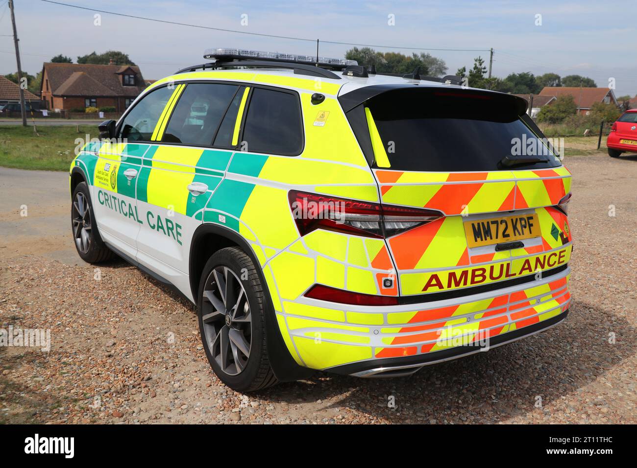 South east coast ambulance nhs foundation trust hi-res stock ...