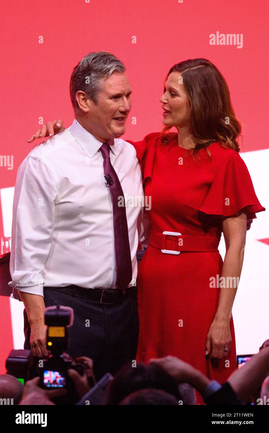 London, UK. 10 October 2023. Labour leader Keir Starmer and wife ...