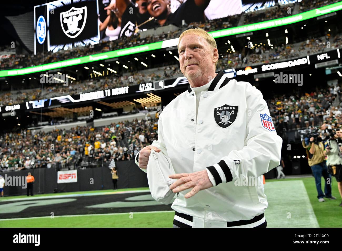 Las Vegas Raiders owner Mark Davis attends an NFL football game between ...