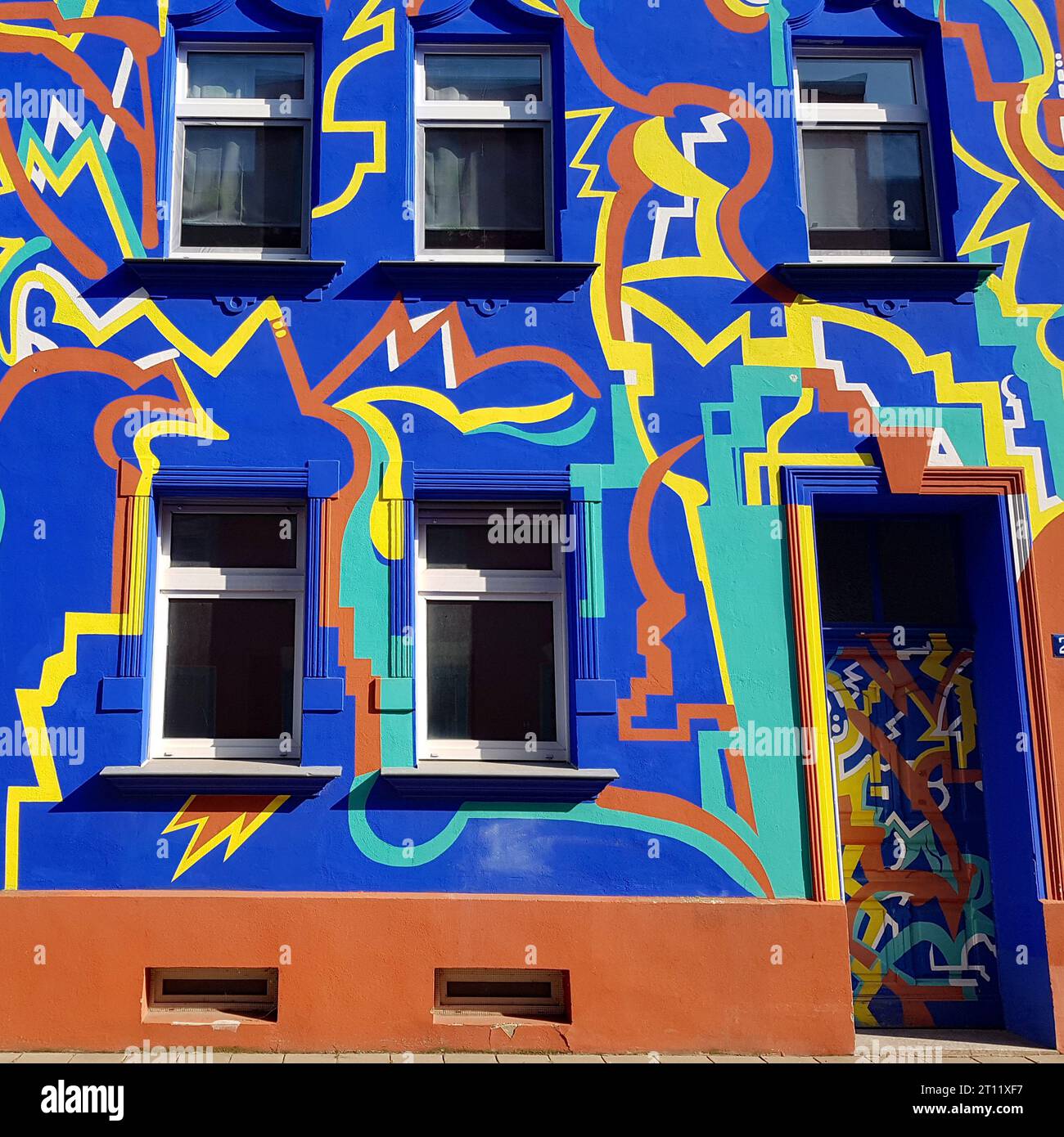 Expressionist facade design from 1921 on the Lightning-House at Otto ...