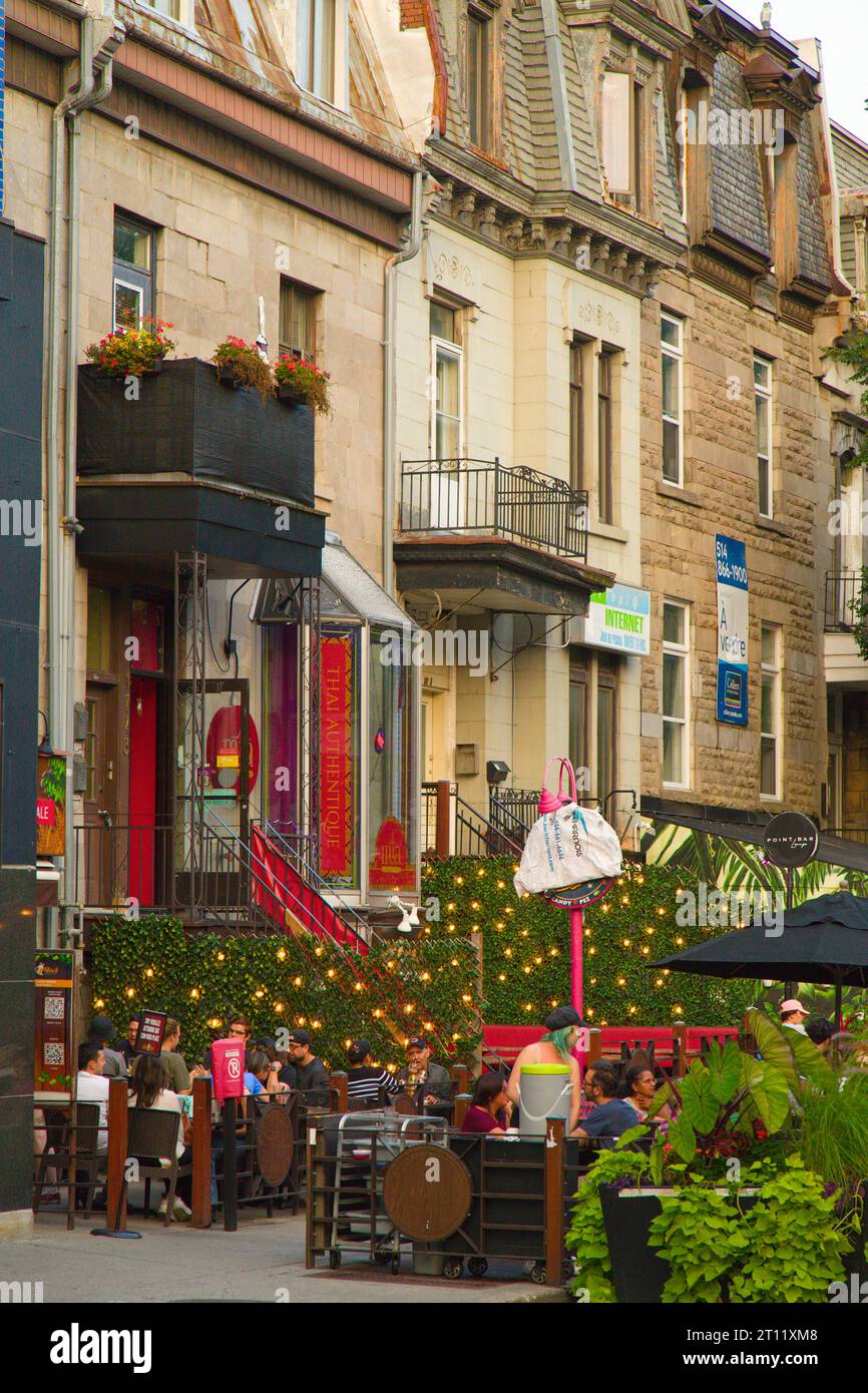 Canada, Quebec, Montreal, St-Denis Street, cafe, restaurant, people ...