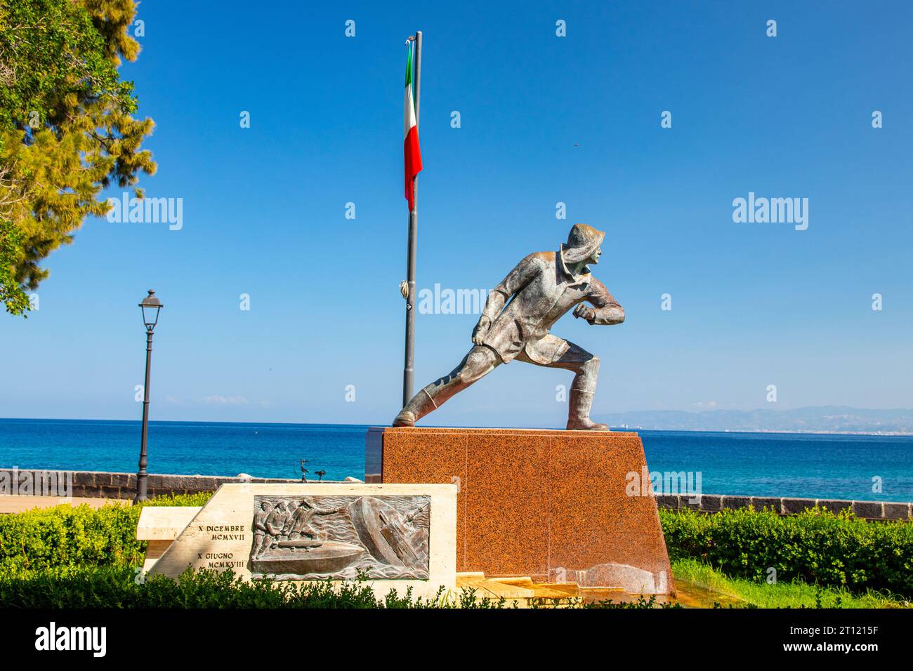 Naval commander rizzo hi-res stock photography and images - Alamy