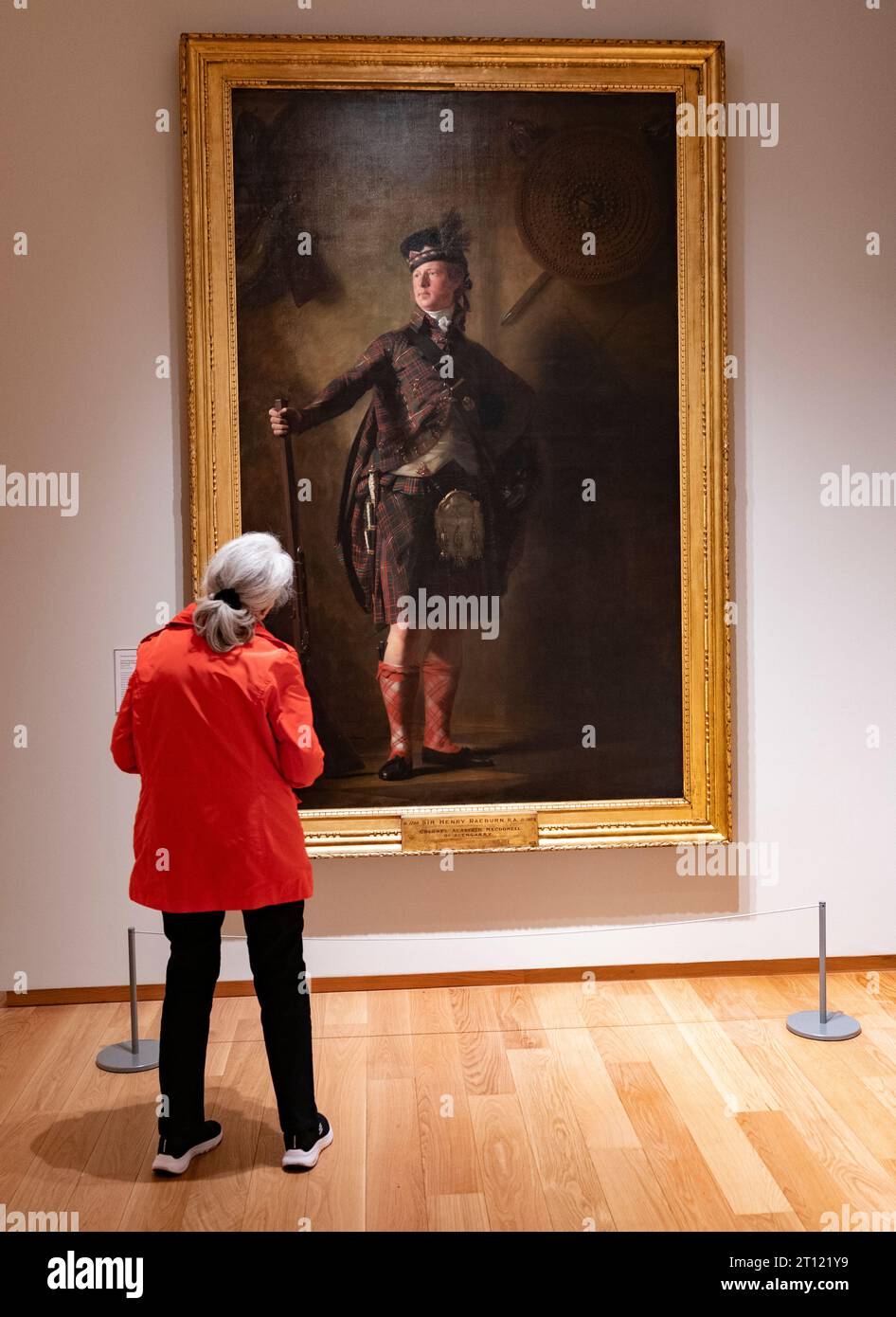 Visitor logs at painting of Colonel Alastair Ranaldson Macdonell of ...