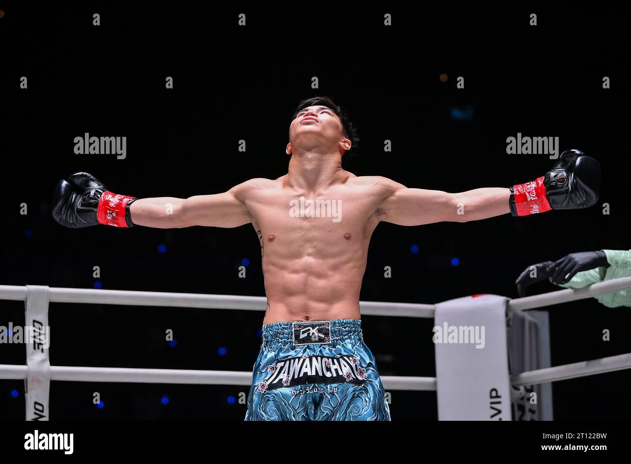 Bangkok, Thailand. 07th Oct, 2023. Tawanchai PK Saenchai of Thailand ...