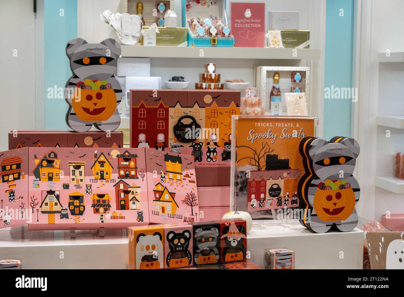 A Sugarfina Store is Halloween themed in Rockefeller Center, New York ...