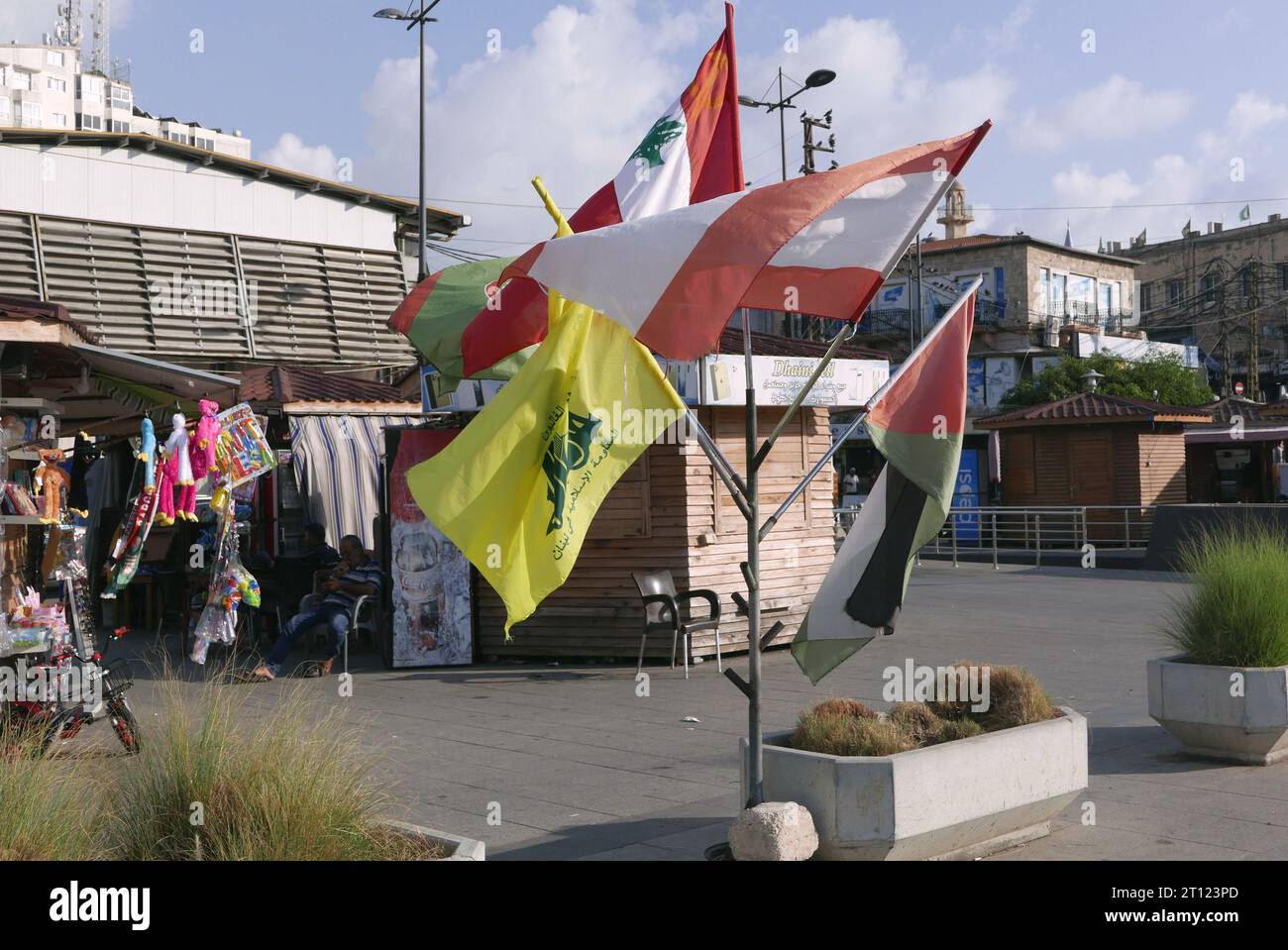 Hezbollah lebanon flags hi-res stock photography and images - Alamy