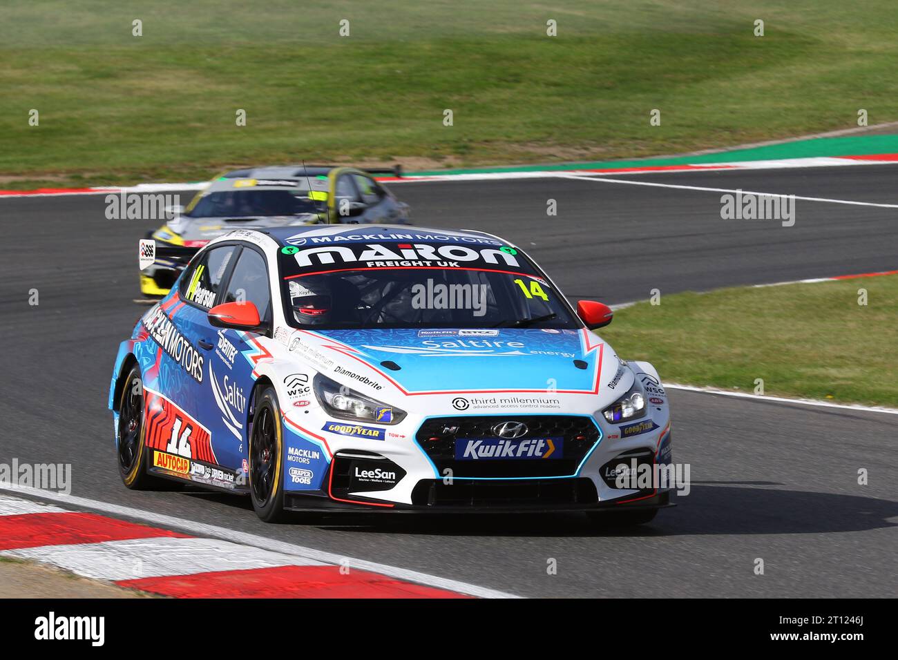 Ronan Pearson - Bristol Street Motors with ExcelR8 - driving Hyundai ...
