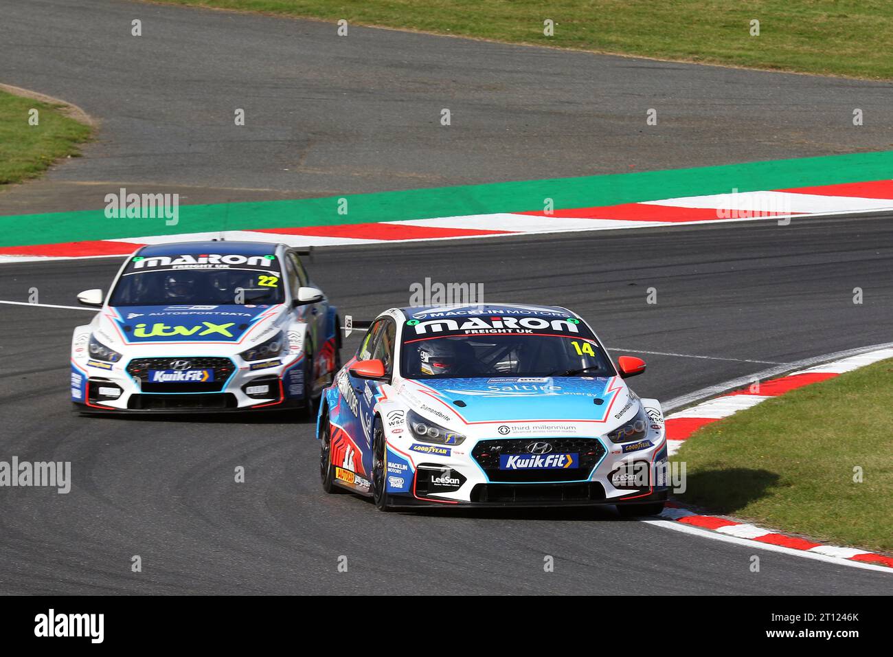 Ronan Pearson - Bristol Street Motors with ExcelR8 - driving Hyundai ...