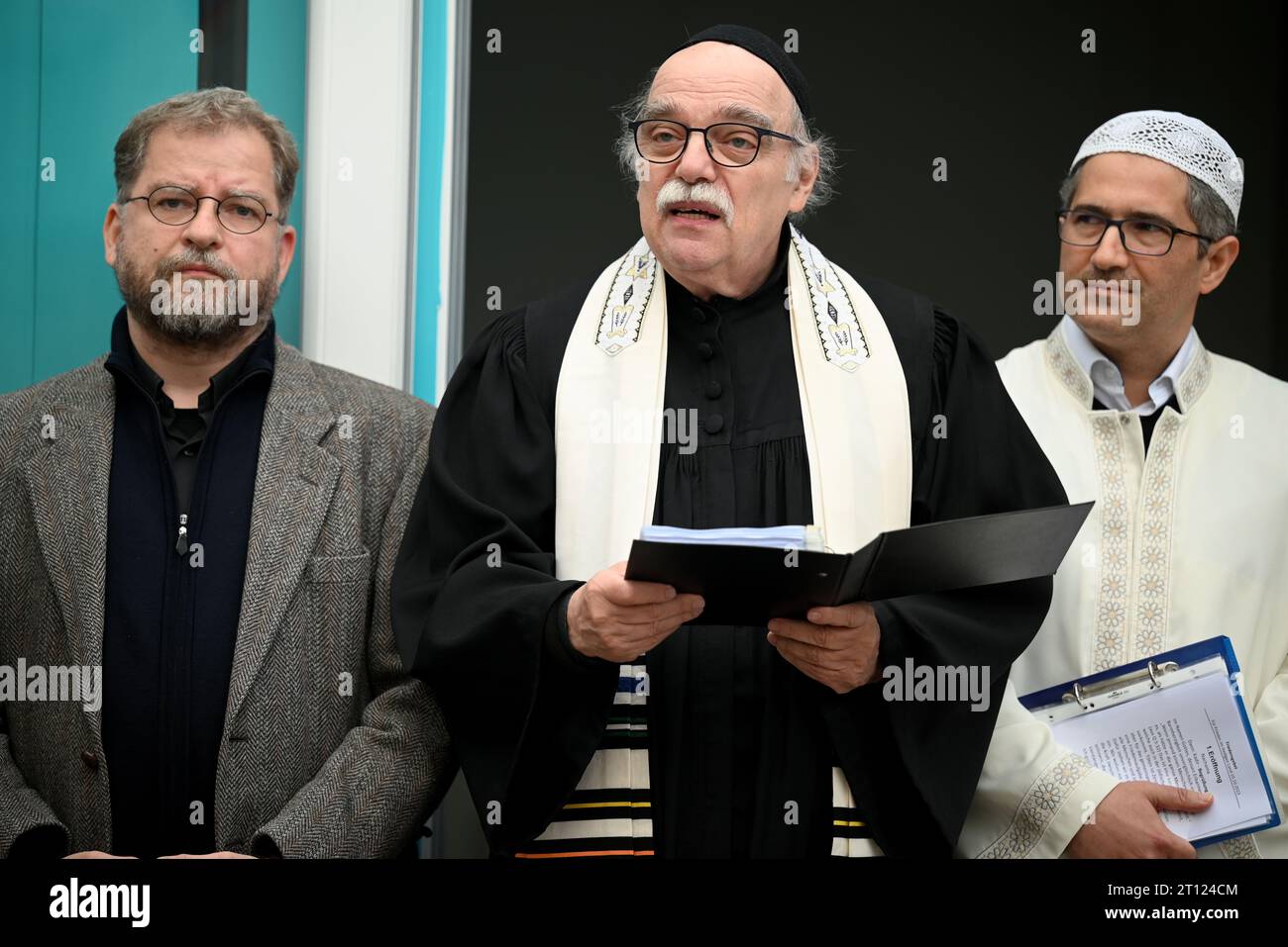 Berlin, Germany. 10th Oct, 2023. Peter Amsler (l-r), Bahai Community ...