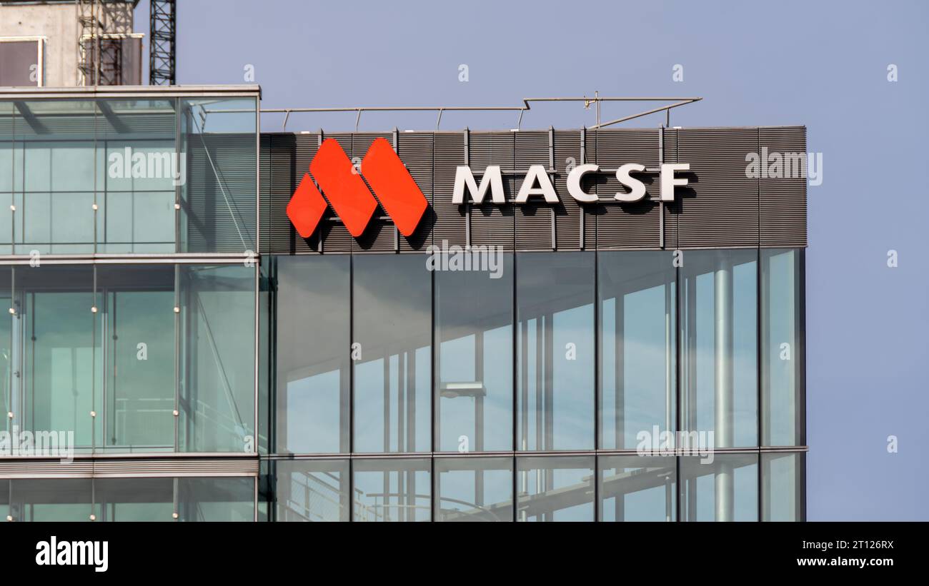 Mutual fund hi-res stock photography and images - Alamy