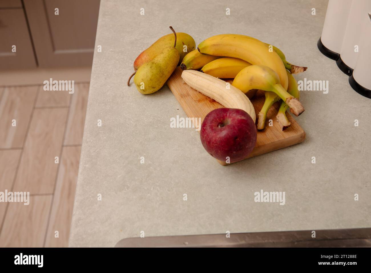 Display of mixed fruits hi-res stock photography and images - Alamy