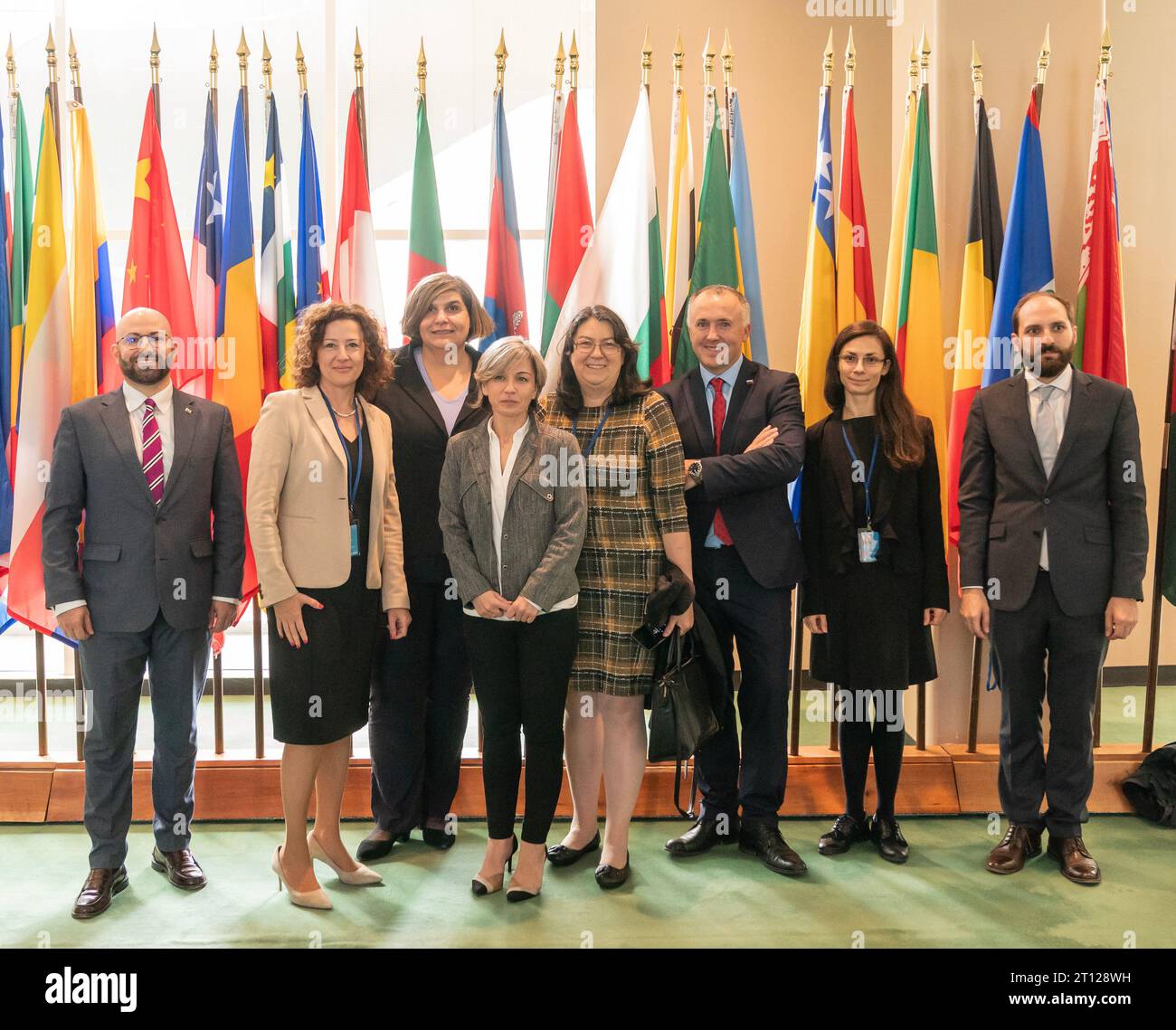 Bulgarian delegation poses after Bulgaria was elected as member of UN ...