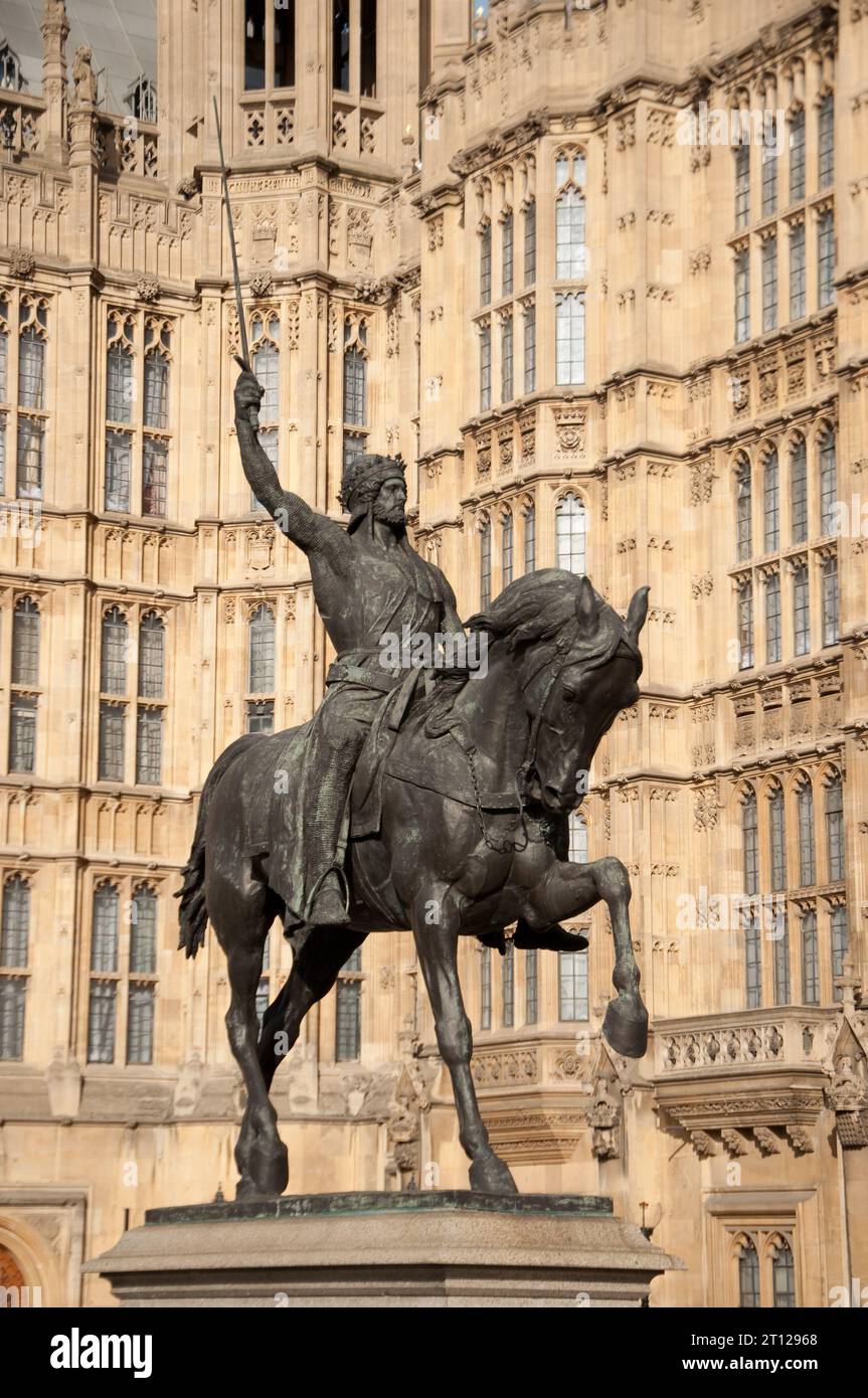 Statue of Richard the Lionheart (Richard I) in front of the Houses of ...