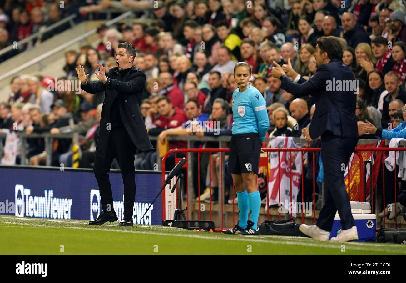 Manchester United manager Marc Skinner during the UEFA Women's ...