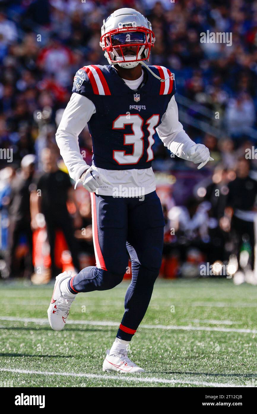 New England Patriots defensive back Jonathan Jones (31) runs during the ...