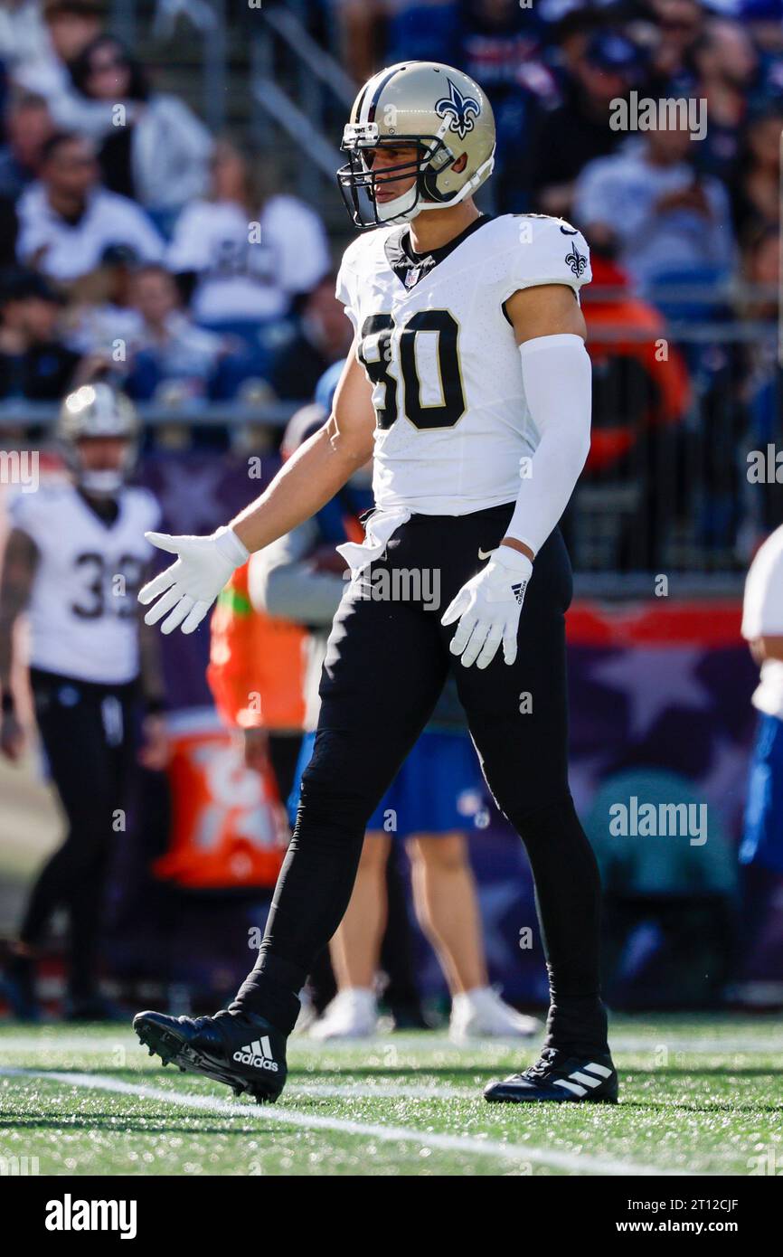 New Orleans Saints tight end Jimmy Graham (80) reacts during the second ...