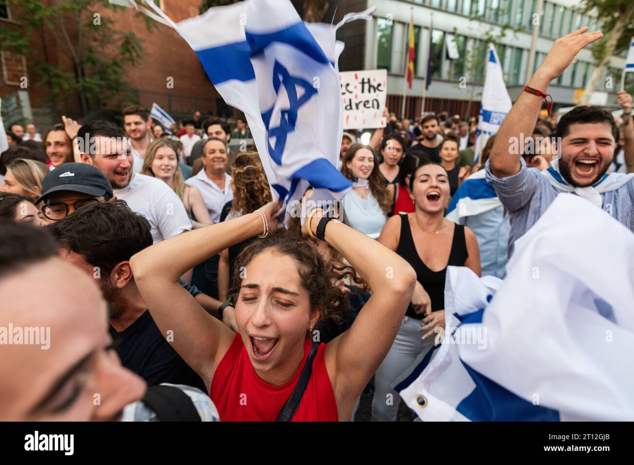 Madrid, Spain. 10th Oct, 2023. Protesters shouting slogans and waving ...