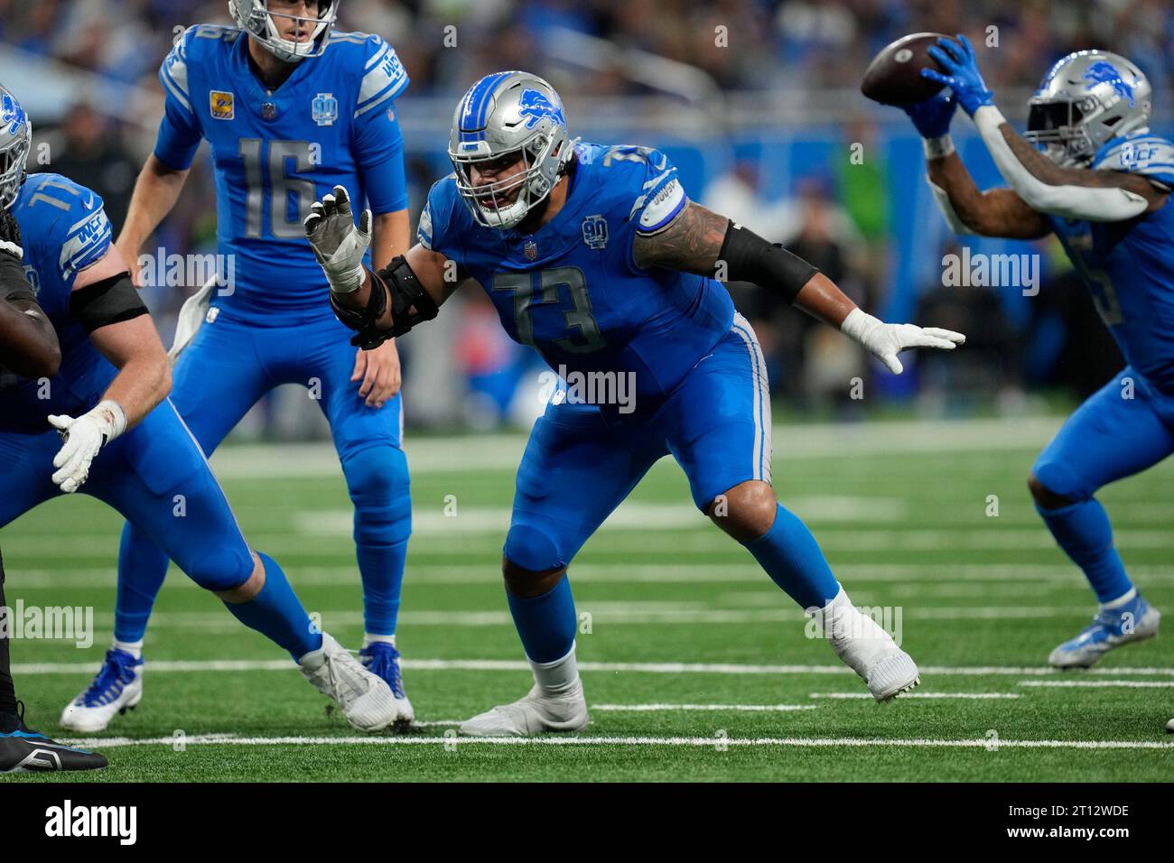Detroit Lions guard Jonah Jackson (73) plays against the Carolina ...