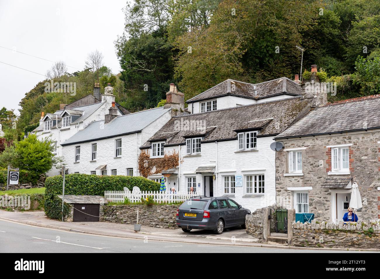 Sept 2023 Polperro village holiday stone cottages in this Cornish ...