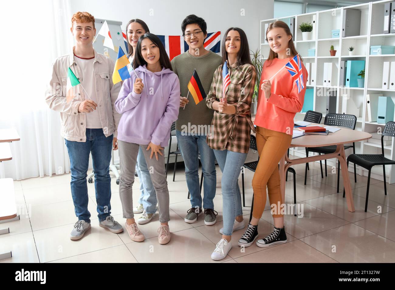 Students flags countries hi-res stock photography and images - Alamy