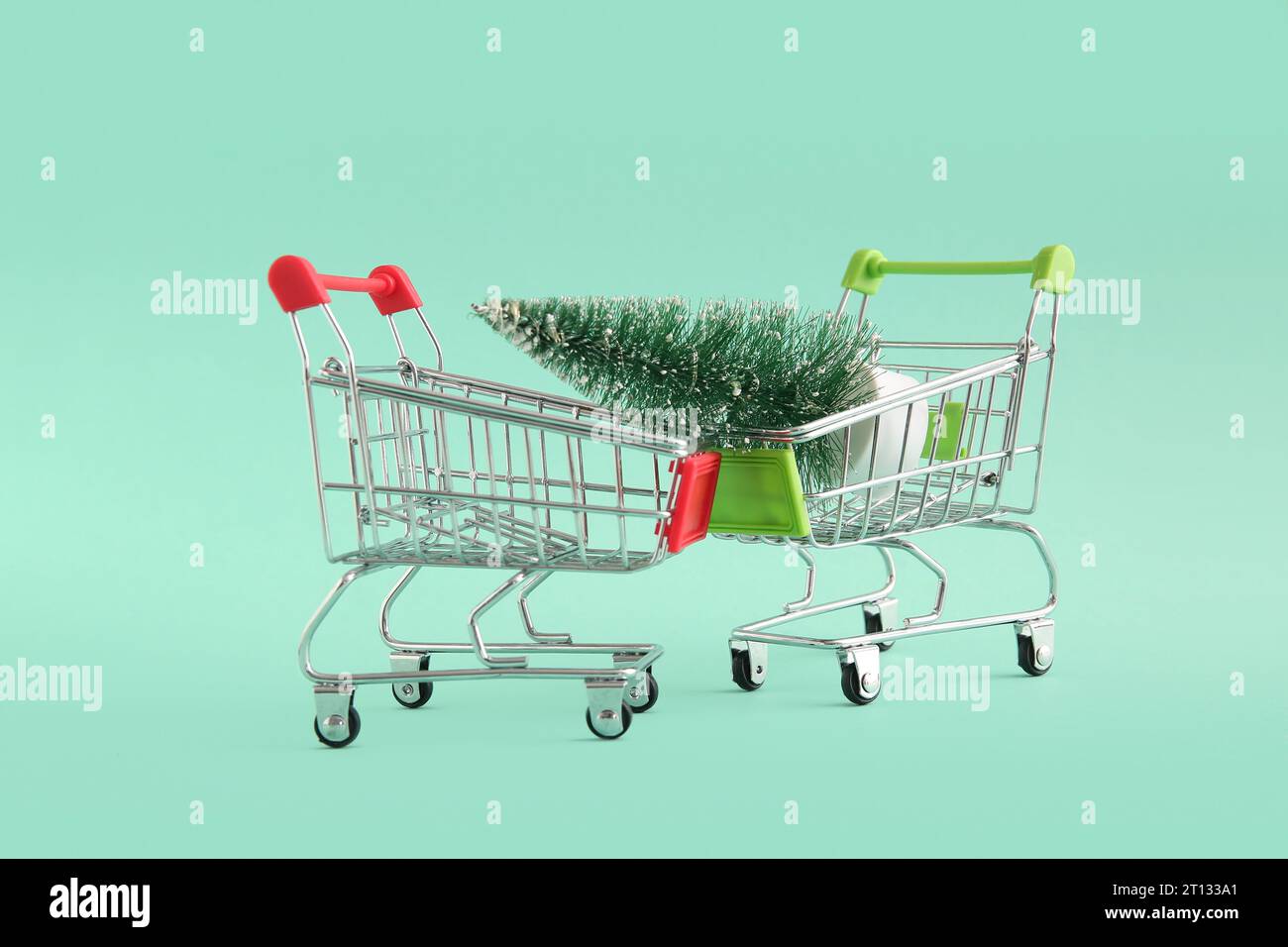 Christmas carts hi-res stock photography and images - Alamy