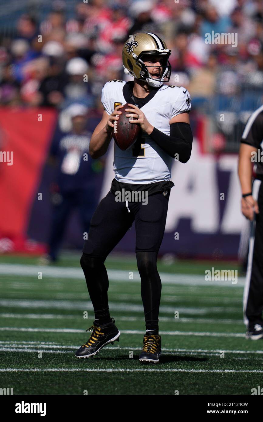 New Orleans Saints quarterback Derek Carr (4) during an NFL football ...