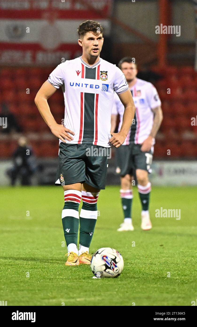 Crewe, UK. 10th Oct, 2023. Jordan Davies 7# of Wrexham Association ...
