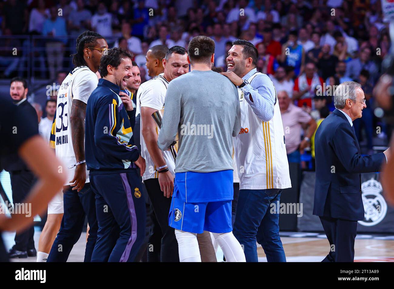 Nba winners hi-res stock photography and images - Alamy