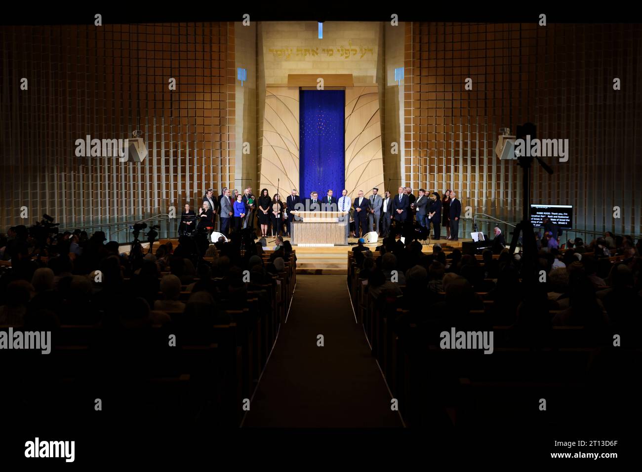 Washington-area rabbis lead the Adas Israel Congregation in prayer ...