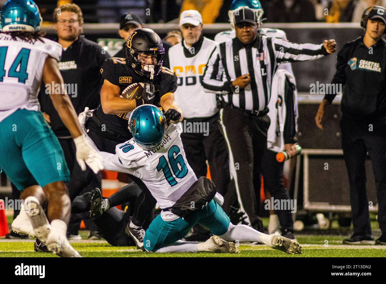 Matthew mcdoom hi-res stock photography and images - Alamy