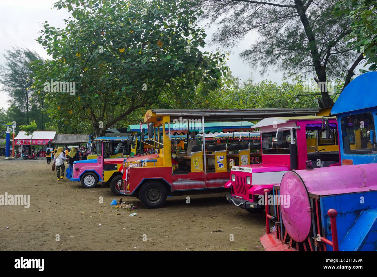 Wonosobo - summer 2021 Morning on the streets of Wonosobo city. Morning ...