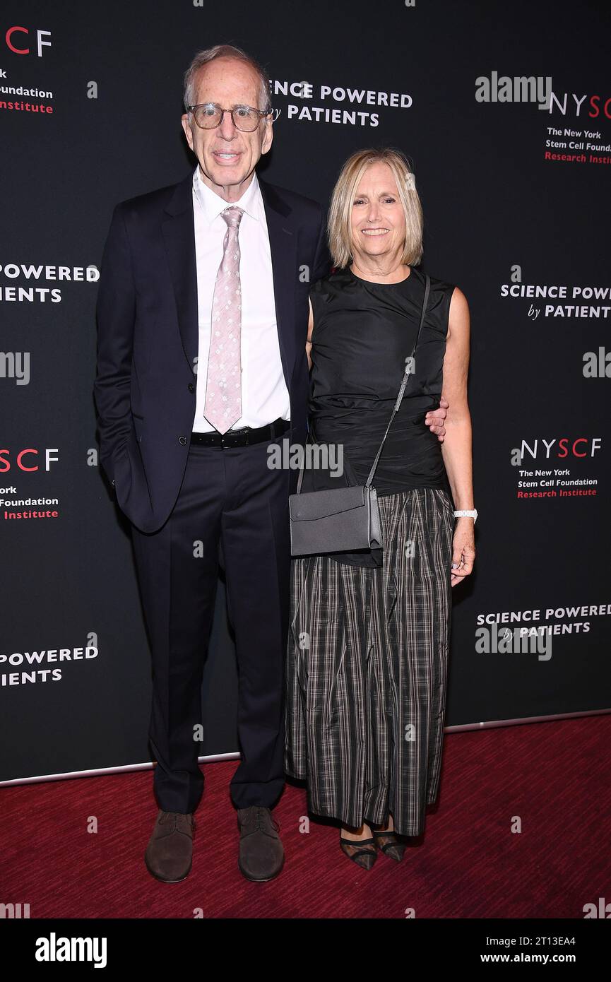 Jerry zucker hi-res stock photography and images - Alamy