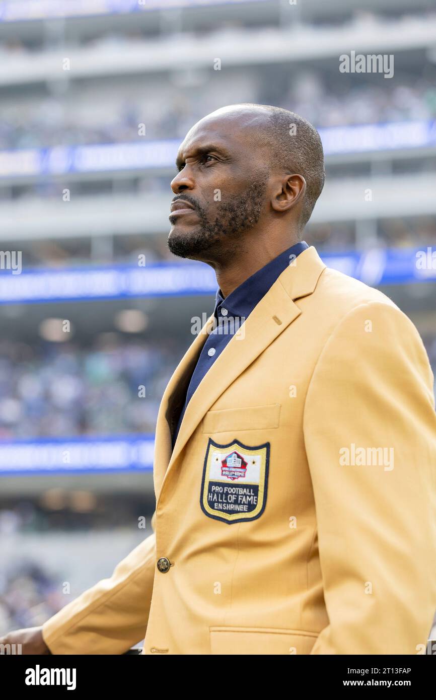 Hall of Fame Los Angeles Rams Legend Isaac Bruce stands during the Dick ...