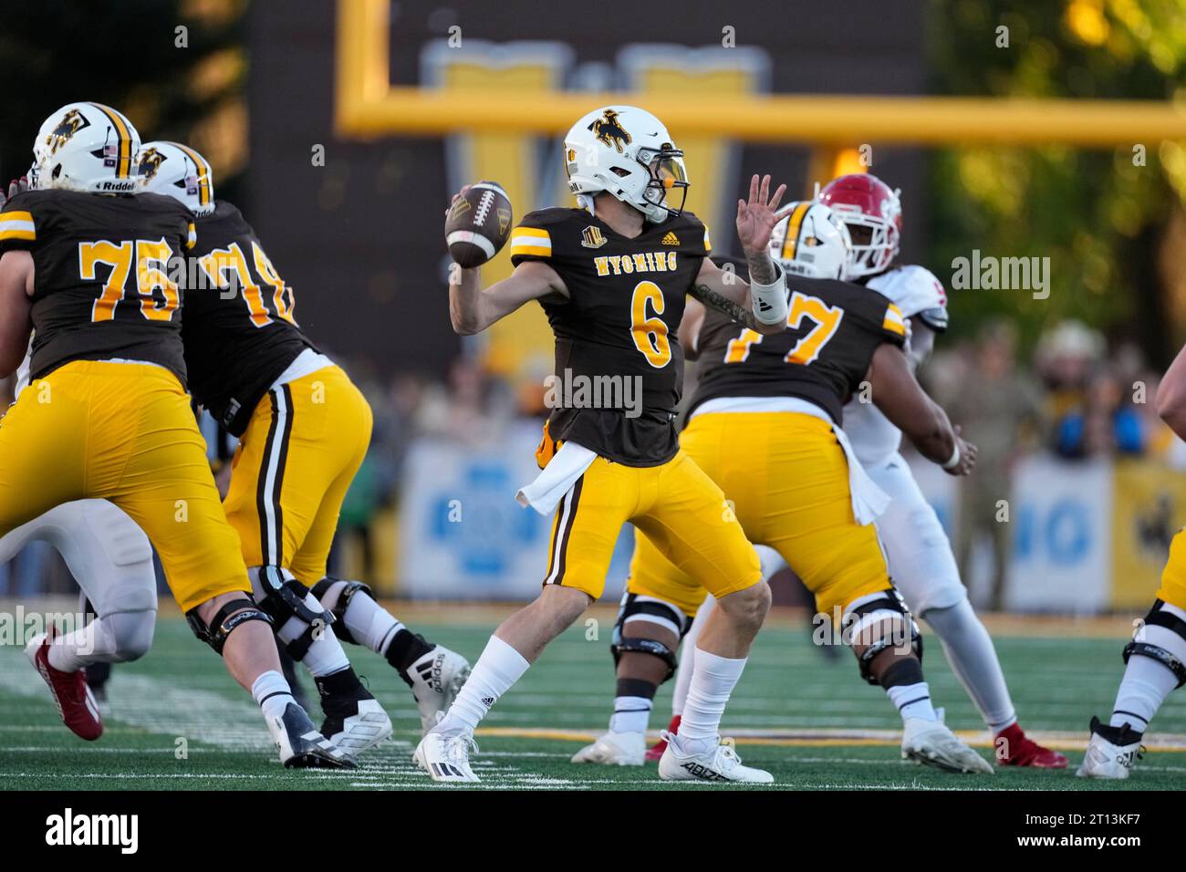 Wyoming quarterback Andrew Peasley (6) in the first half of an NCAA ...