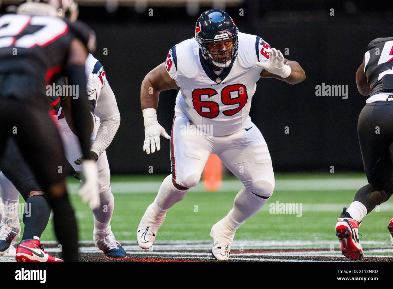 Houston Texans guard Shaq Mason (69) works during the first half of an ...
