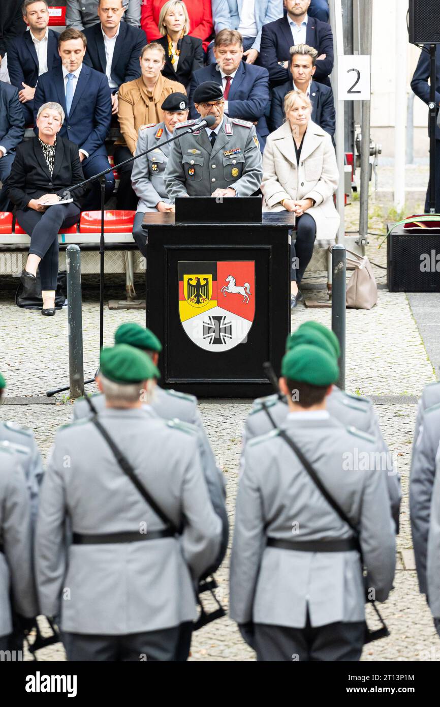 10 October 2023, Lower Saxony, Hanover: Colonel Dirk Waldau, Commander ...