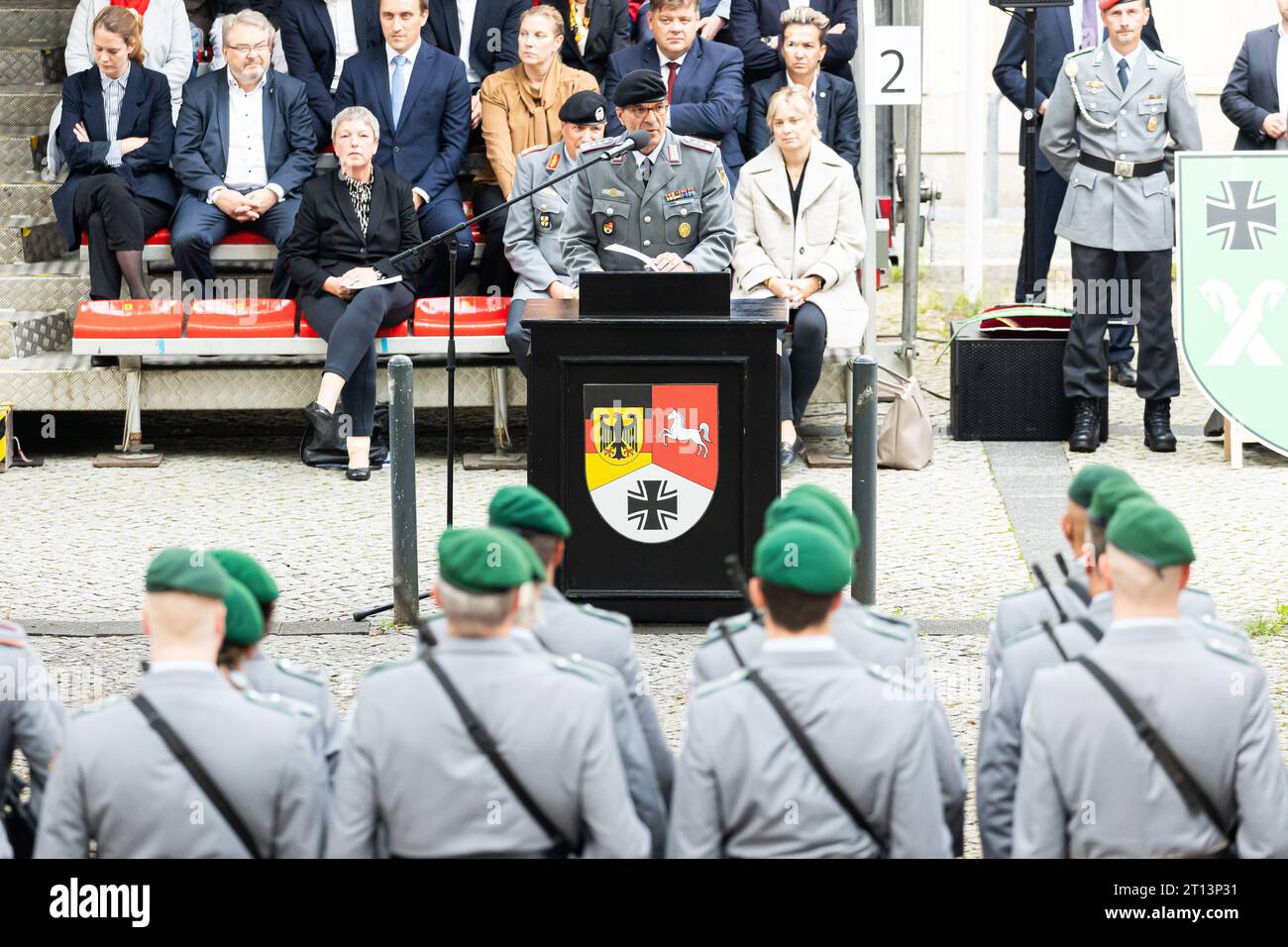 10 October 2023, Lower Saxony, Hanover: Colonel Dirk Waldau, Commander ...