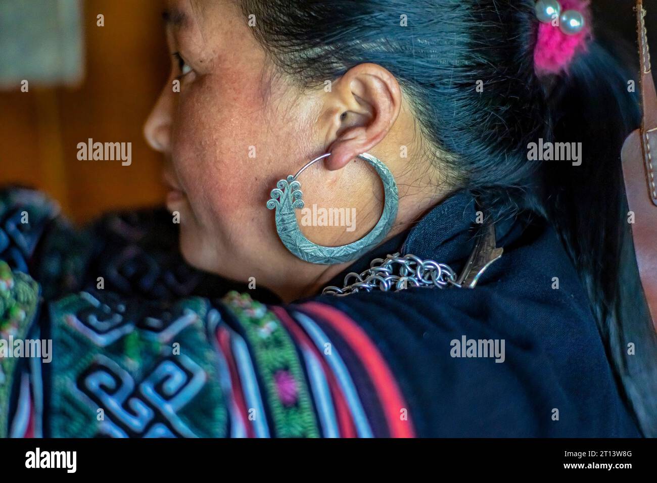 SAPA, VIETNAM - AUG 20,2023: Hand-woven fabric using fibers made from ...