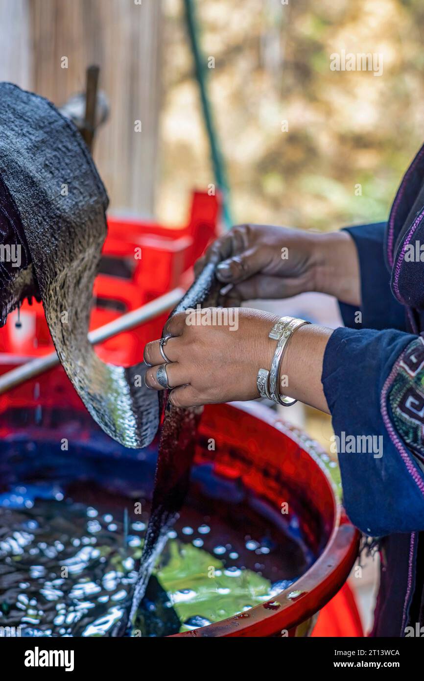 SAPA, VIETNAM - AUG 20,2023: Hand-woven fabric using fibers made from ...