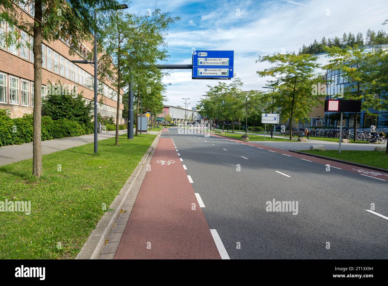 Bicycle lanes in Rotterdam, Erasmus medical and university center ...