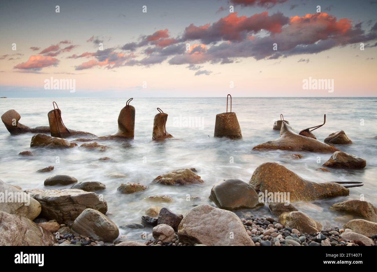 Tetra concrete block hi-res stock photography and images - Alamy