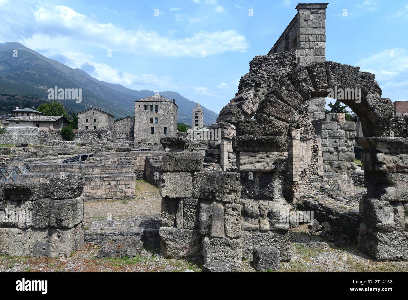 On the Decumanus Maximus near the Porta Praetoria, stands the Roman ...