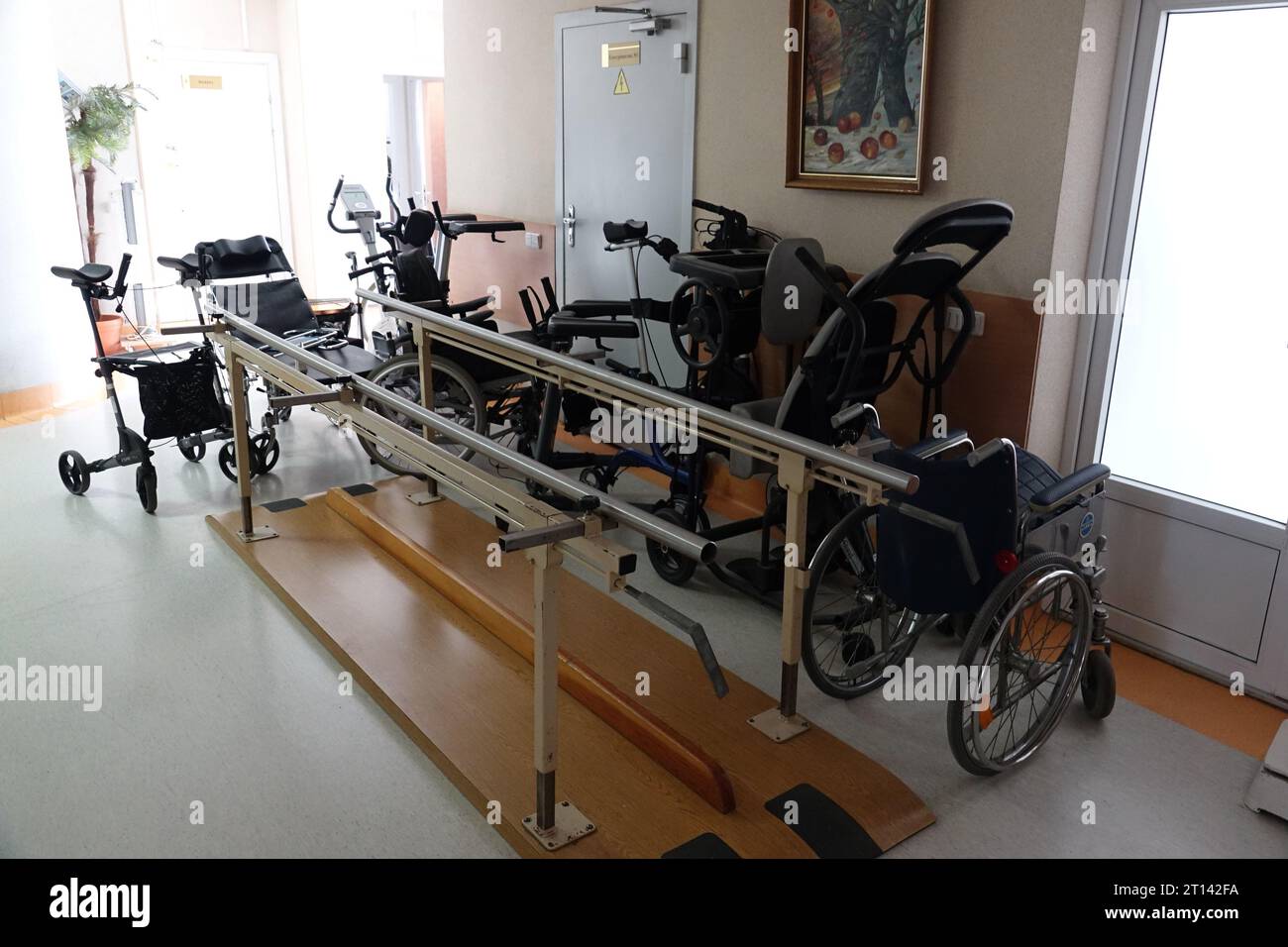 Wheelchairs soldiers hi-res stock photography and images - Alamy