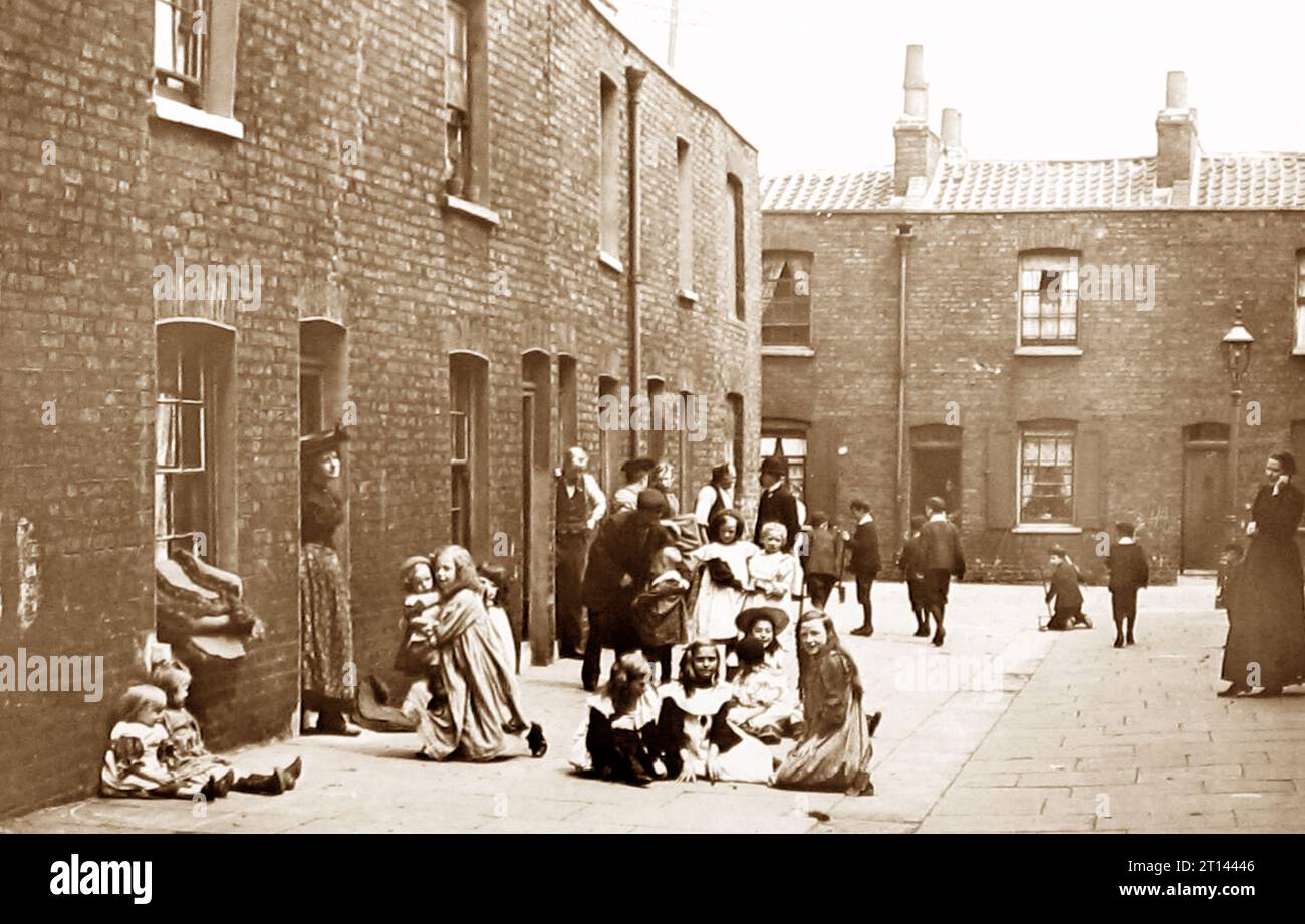 Slum housing in South London, Victorian period Stock Photo - Alamy