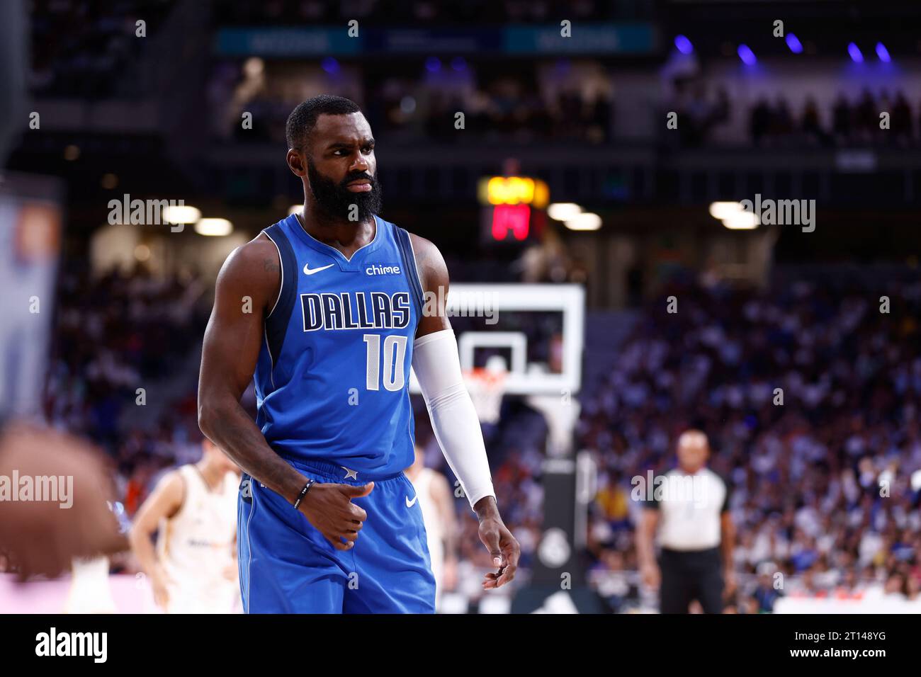 Tim Hardaway Jr. of Dallas Mavericks gestures during the basketball ...