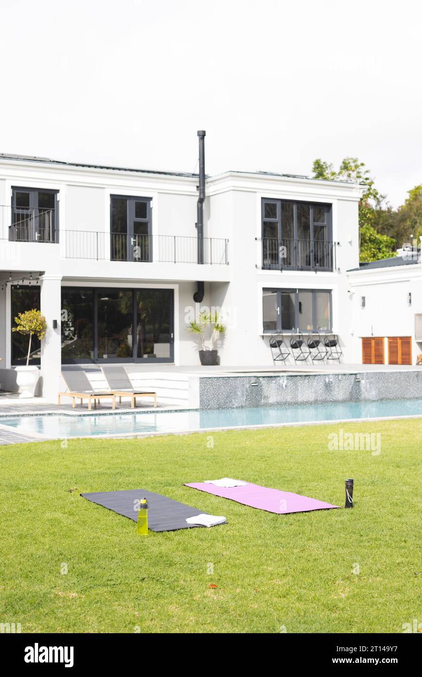 Swimming pool mats hi-res stock photography and images - Alamy