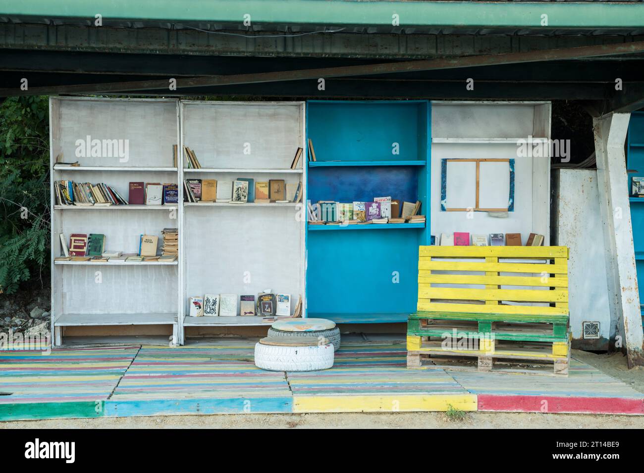 Beachside library for free use of books in seaside resort town Stock ...