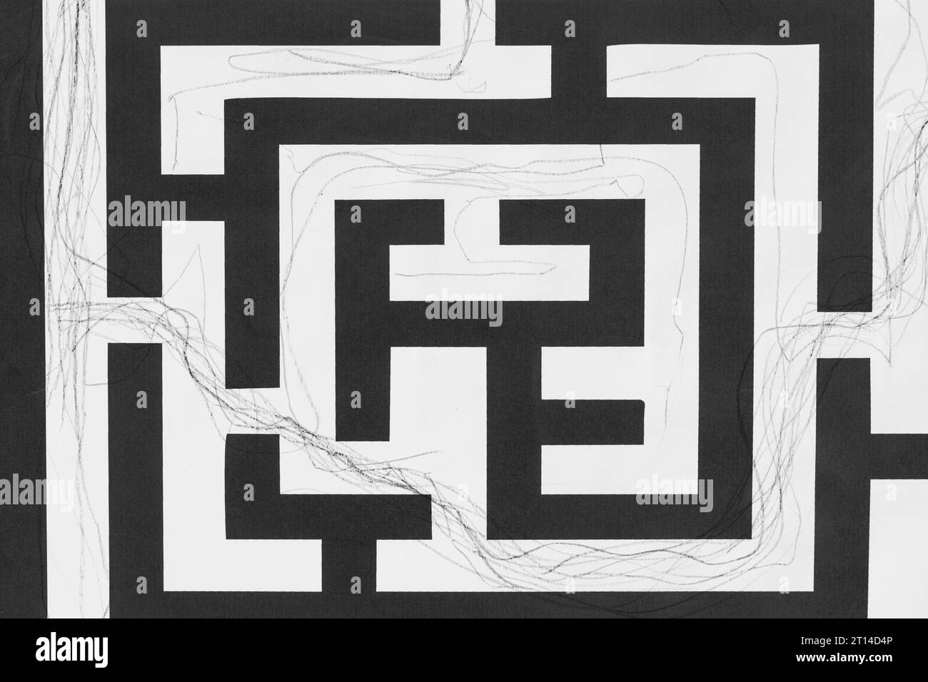 Labyrinth texture Black and White Stock Photos & Images - Alamy